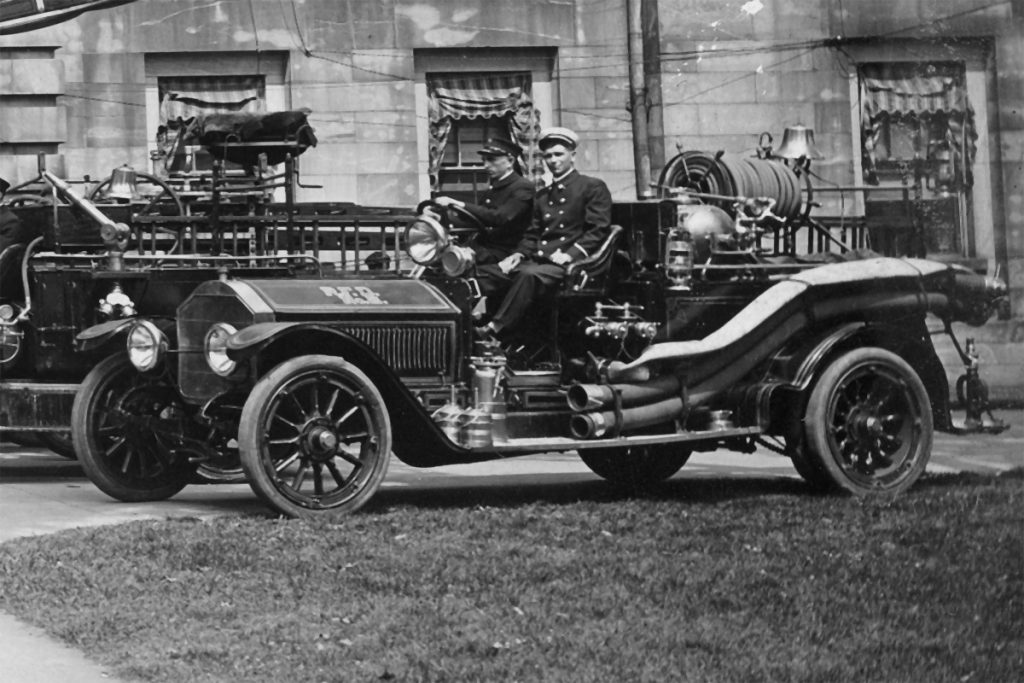 Close Views of Early Raleigh Fire Engines – Legeros Fire Blog